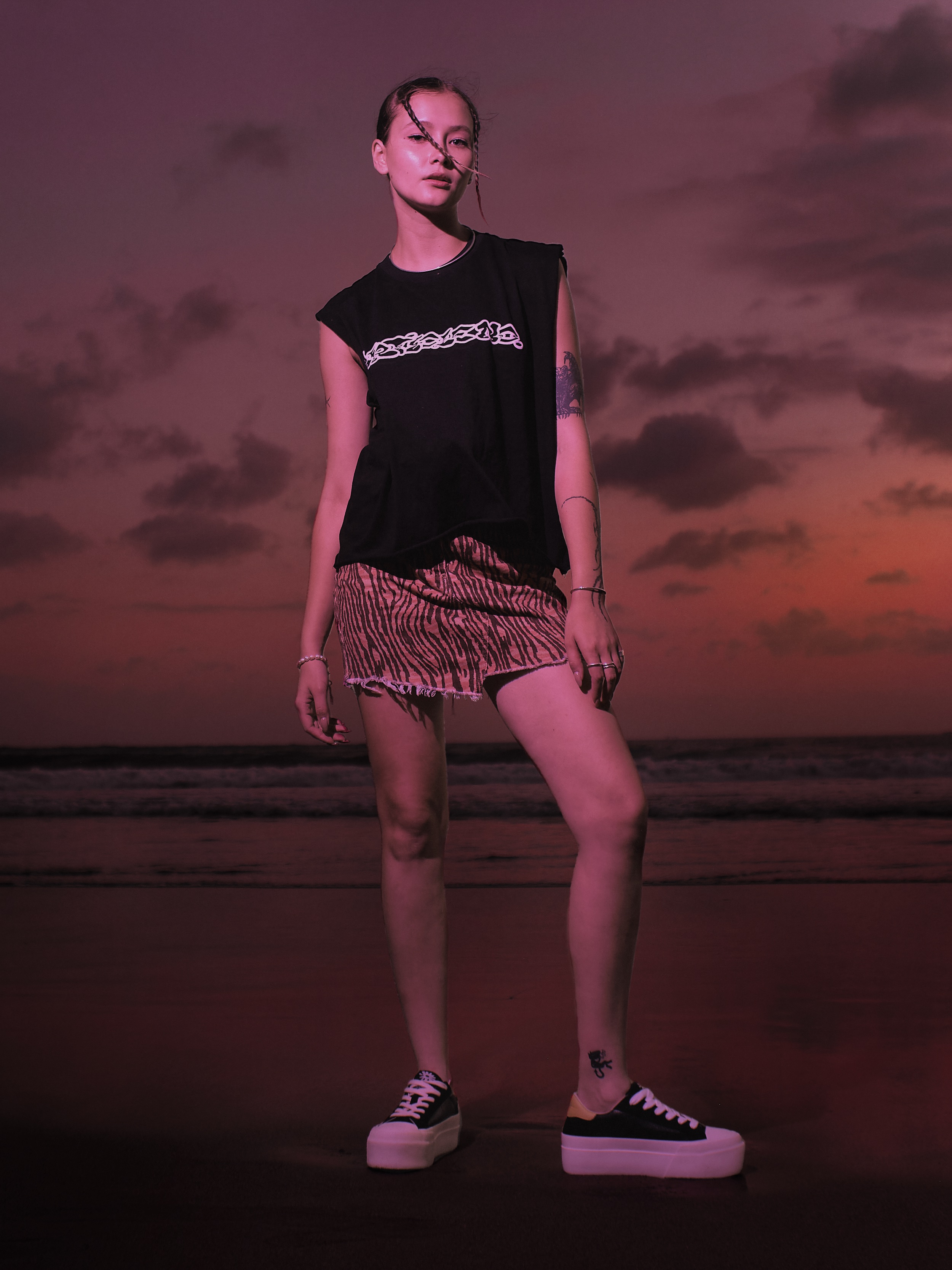 ARTICLE NO. 2023秋冬系列 ⌈Cities of Neon and Steel•霓虹与钢铁之城⌋正式发布